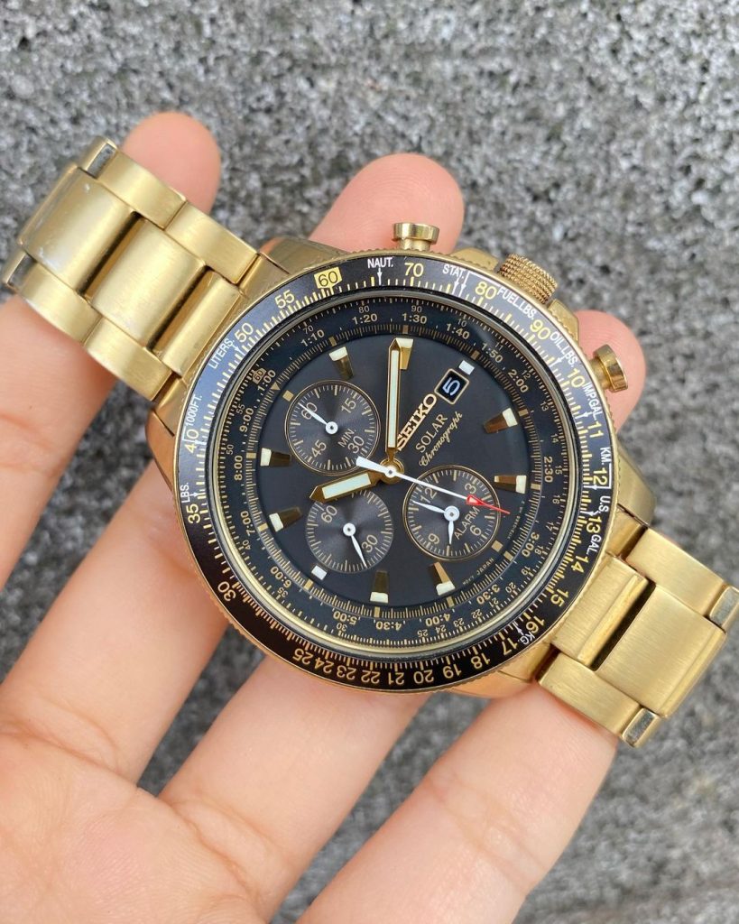 Seiko Solar Gold Black